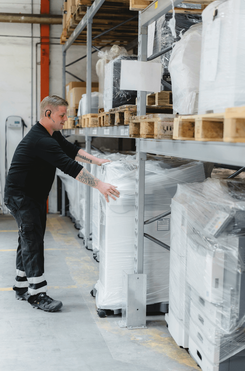 Distrilog - altid en del af løsningen | Leverandør af transport og logistik